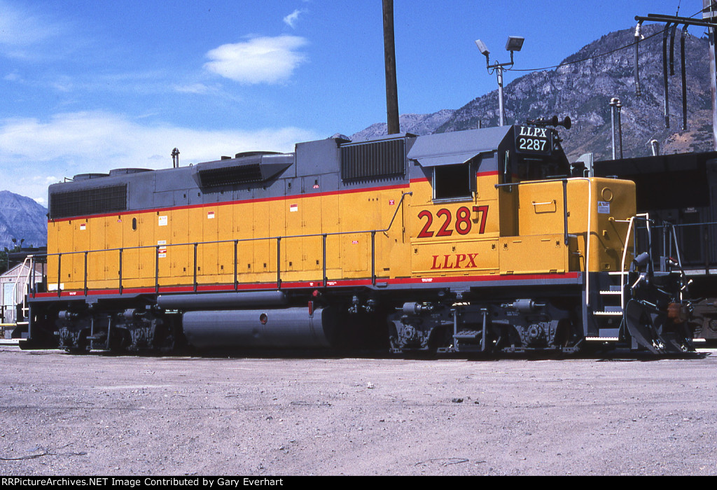 LLPX GP38-2 #2287 - Locomotive Leasing Partners